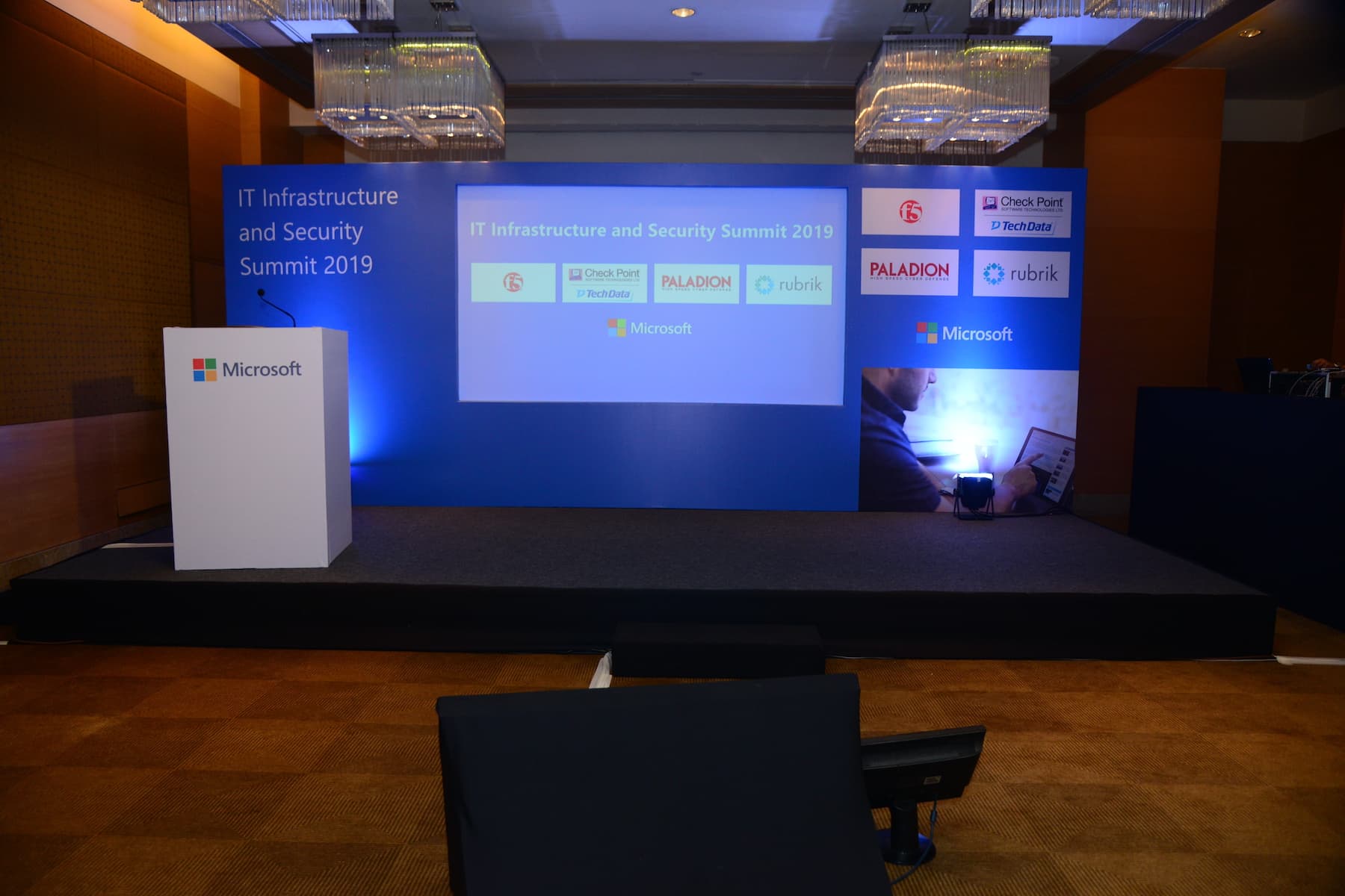 HOME – Signature Events